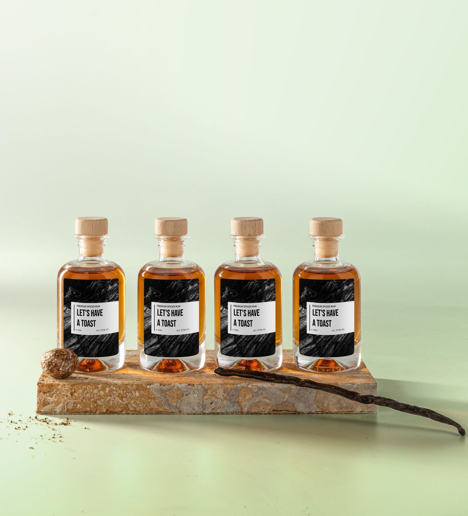 Mini bouteilles de rhum personnalisées : Cadeau unique | makeyour.com