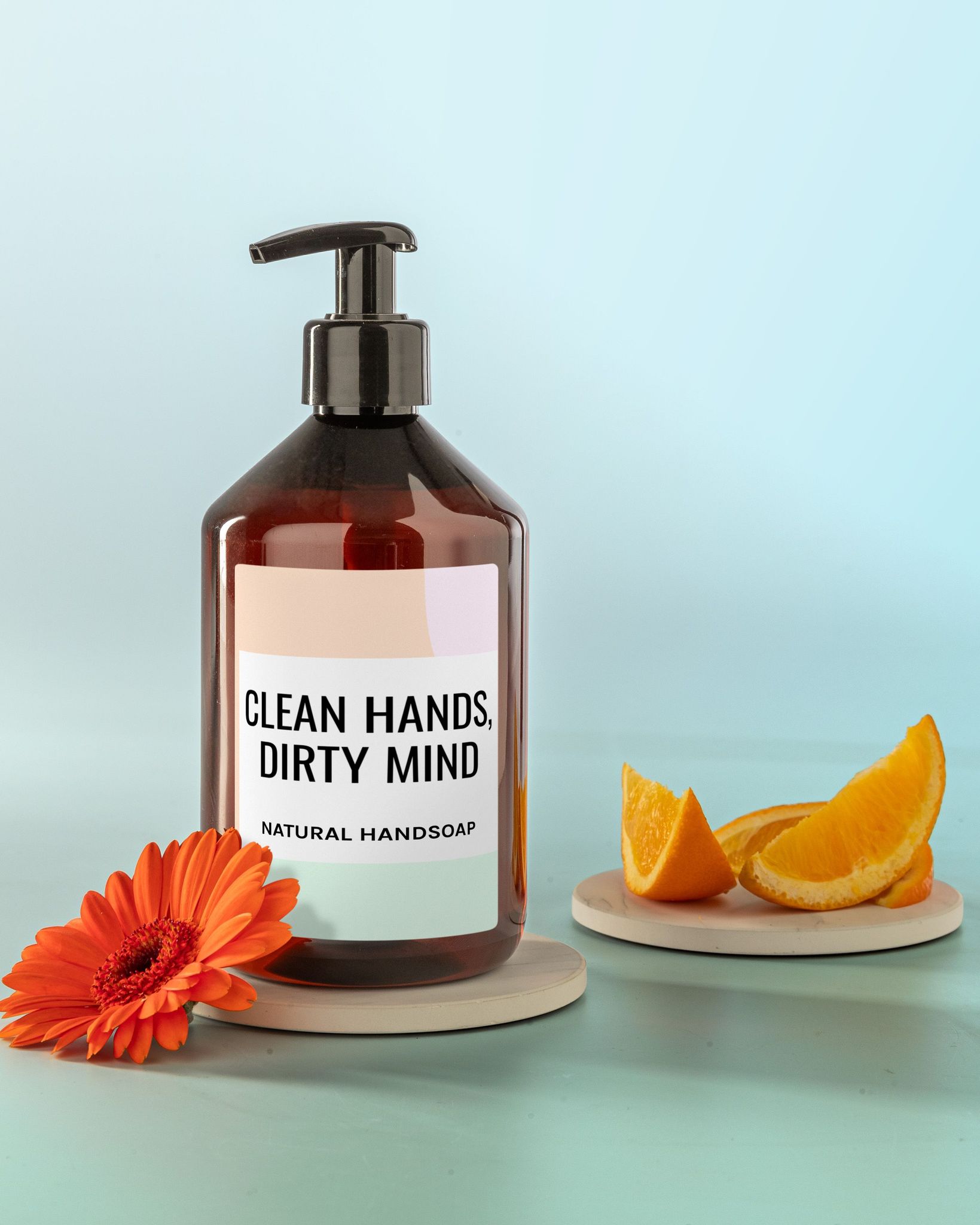 Gepersonaliseerde Handzeep: Uniek & Duurzaam Cadeau | Bestel Nu